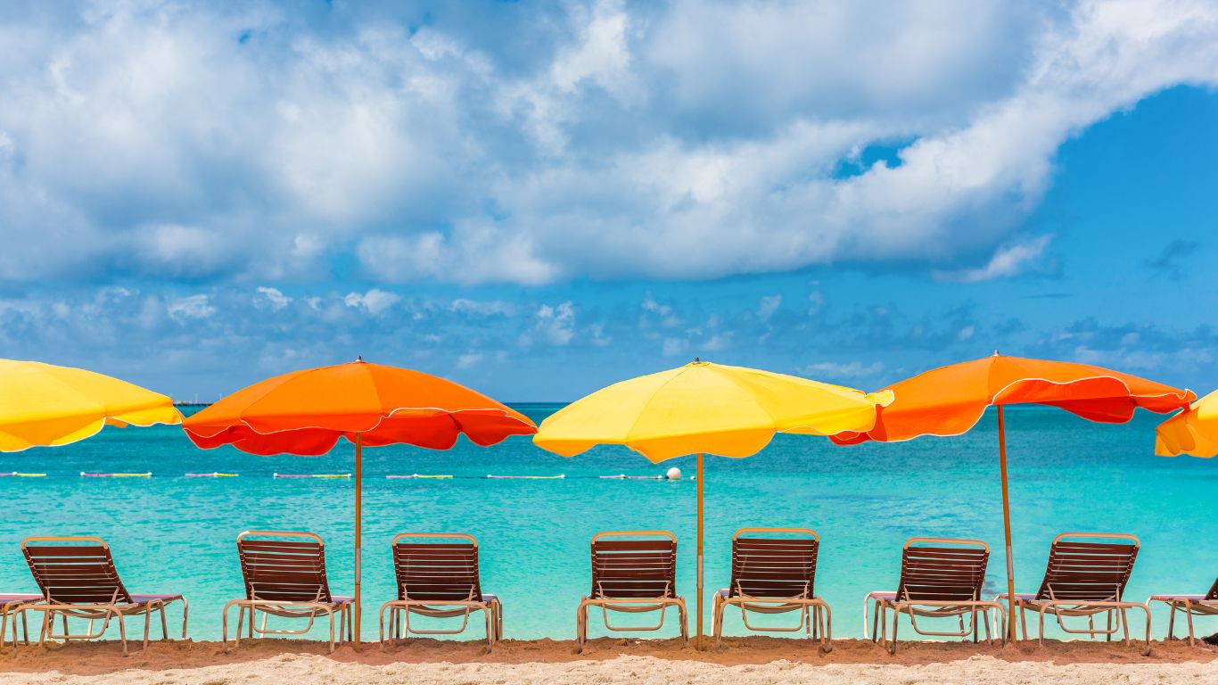 Great Bay Beach - St.Maarten Boardwalk
